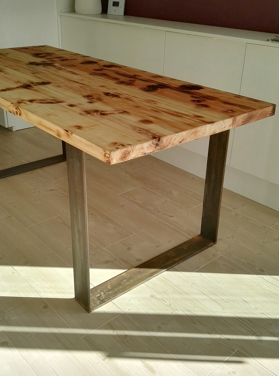 Chunky Table - noThrow Design