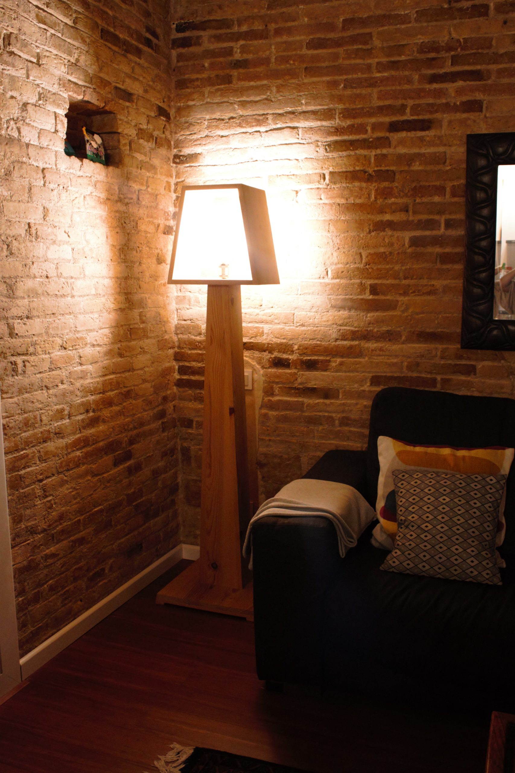 Box Lamp - noThrow Design